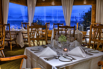 Sooke Harbour House » AHOY British Columbia